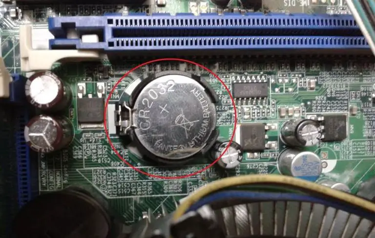 What is a Motherboard: The Basics Explained